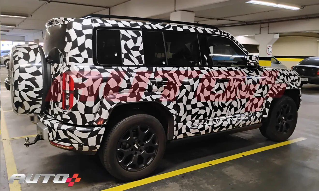 Flagra: Denza B5, o SUV de luxo da BYD, já roda no Brasil