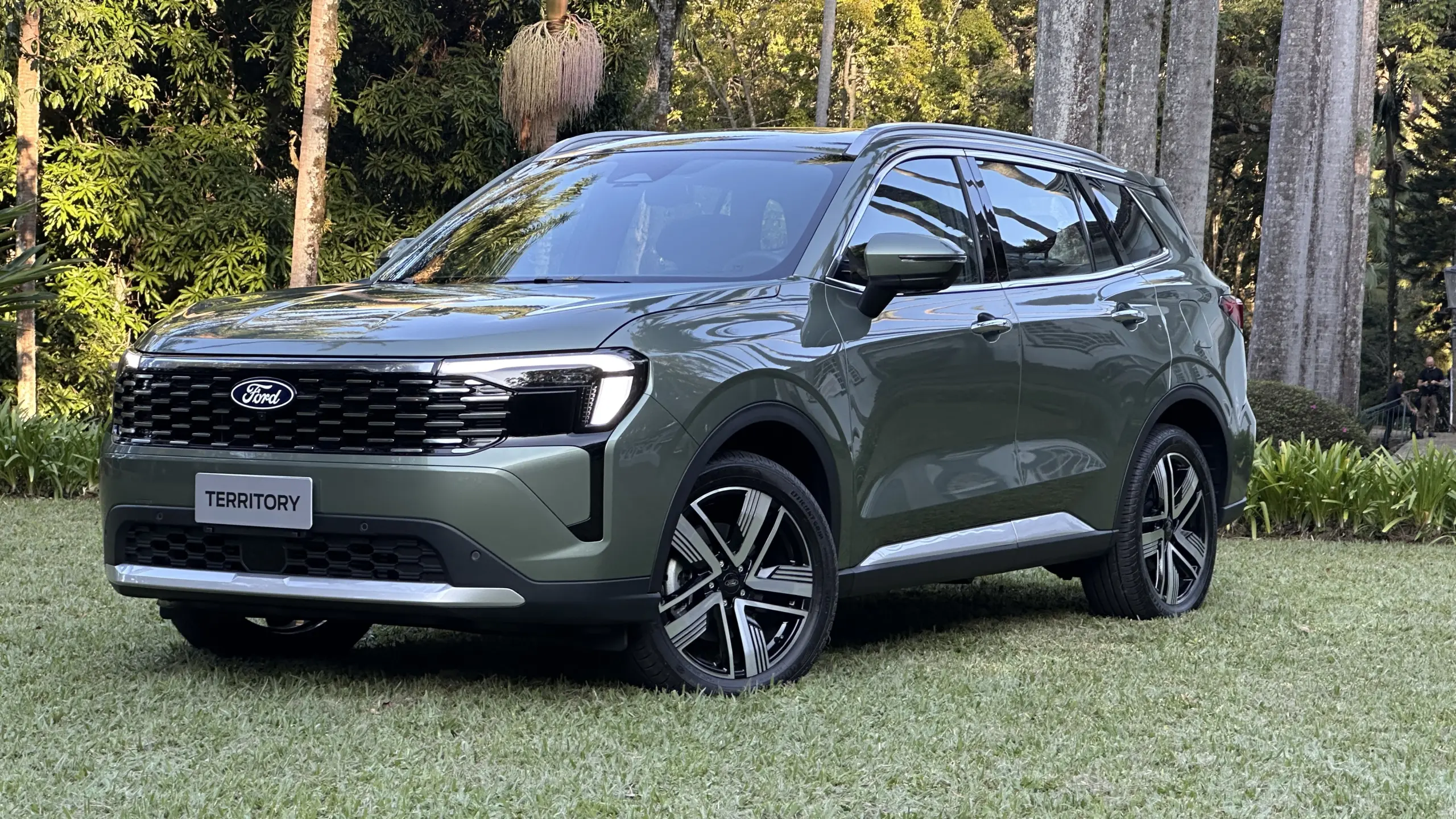 Ford Territory 2026 muda de novo, mas não onde deveria | Impressões ...